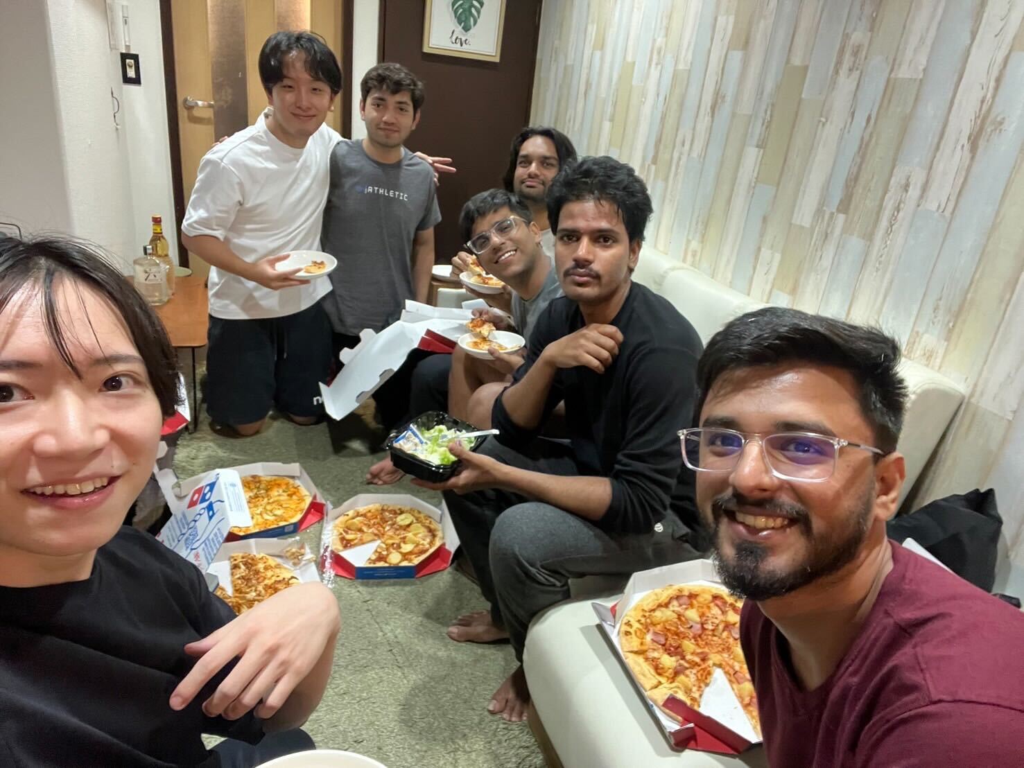 インタビュー（2）－Adora – GenZee Project